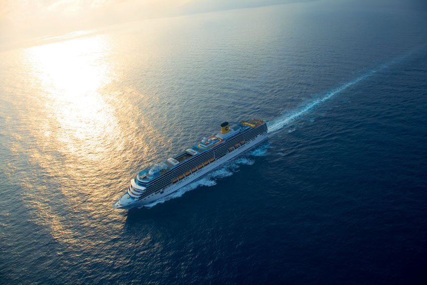 Terceiro navio da Costa Cruzeiros chega ao Brasil com o roteiro Volta ...